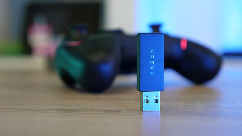 Razer Wolverine V2 Pro