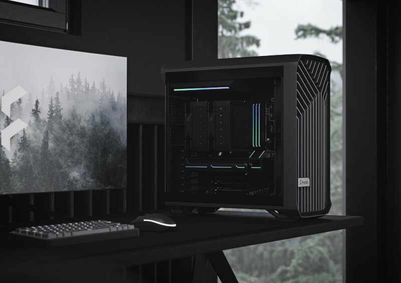 Fractal Design Torrent Compact: Test
